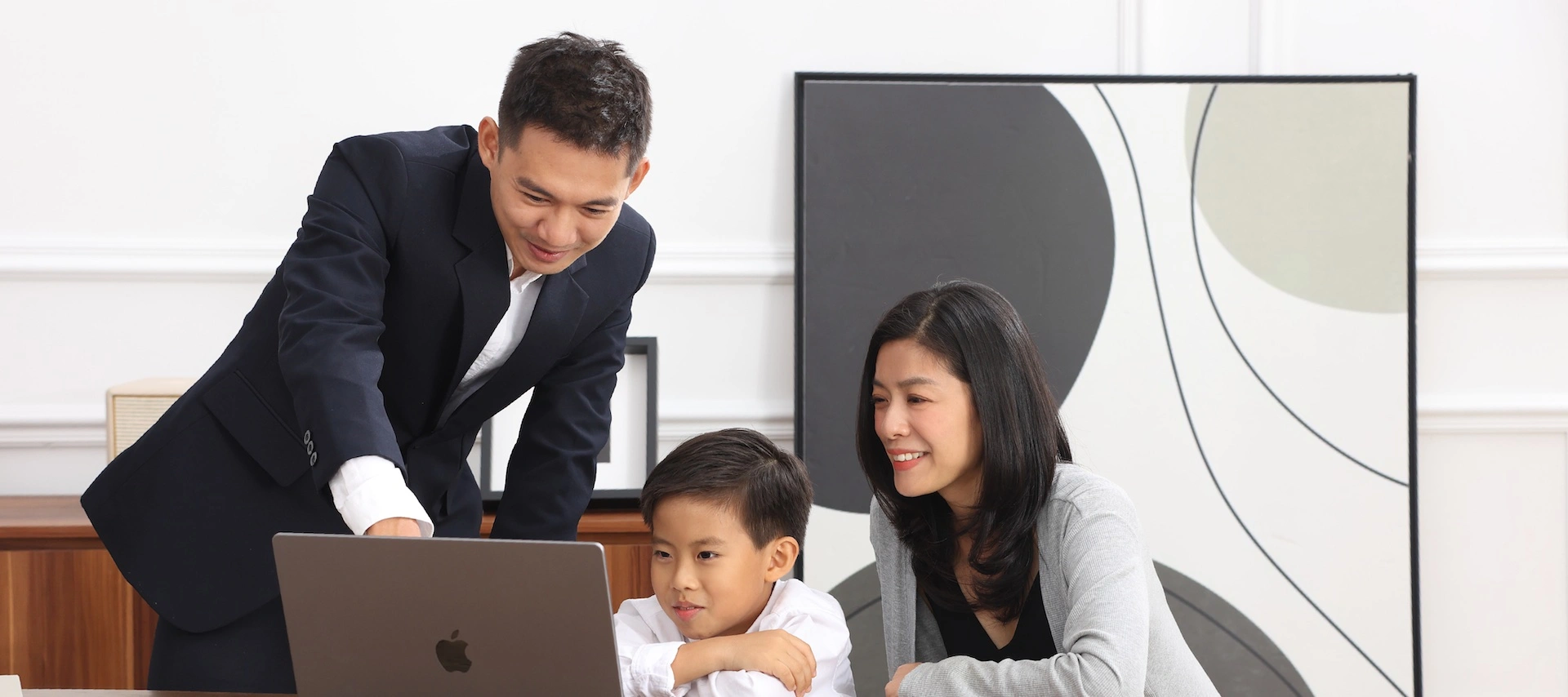 FUNWOO 德載國際不動產 - 關於我們