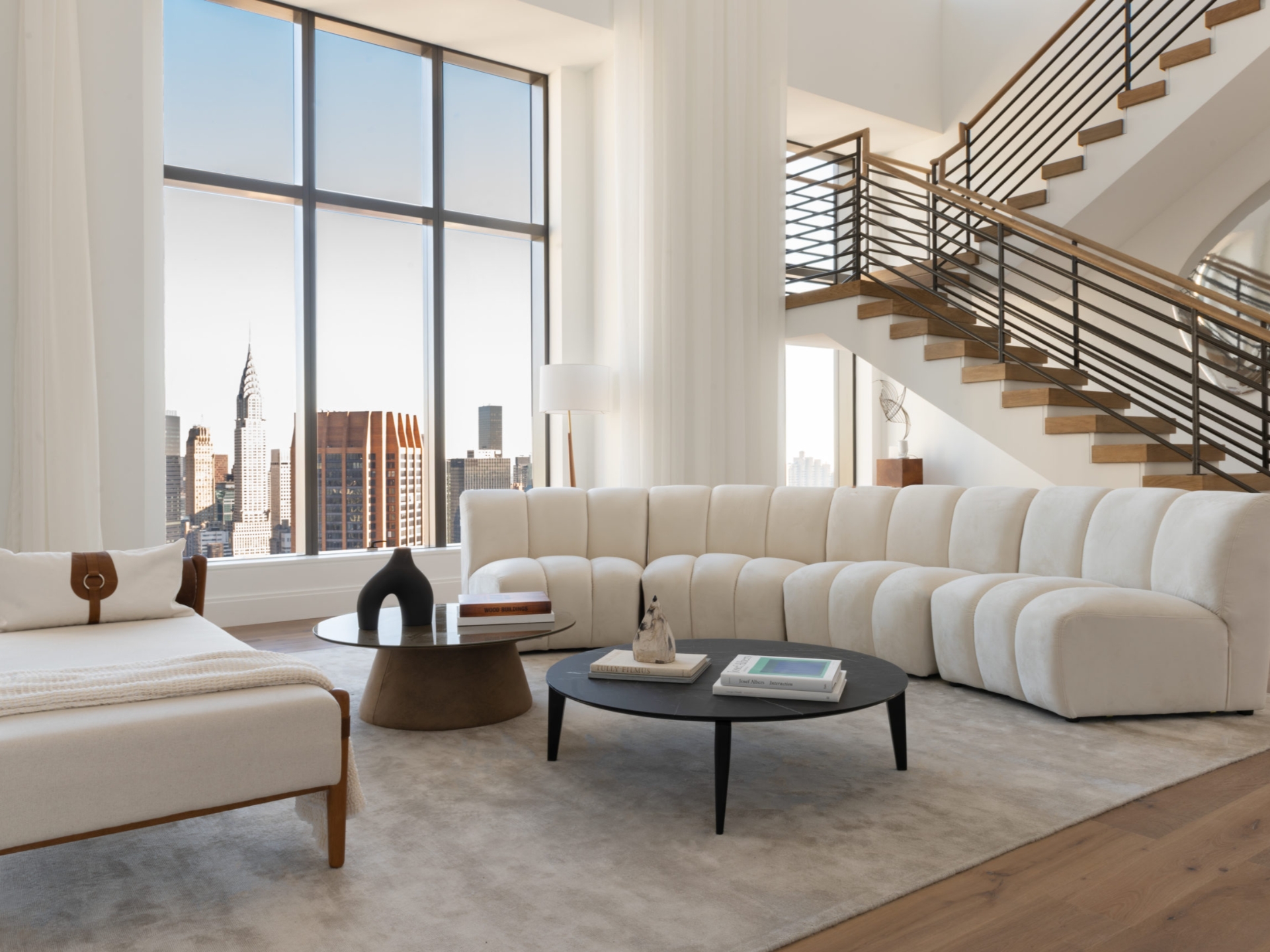 FUNWOO 德載國際不動產 - FUNWOO 德載國際解析第一手美國房市消息，紐約大學家長在台也可輕鬆購入美國房產，三天入手上億曼哈頓經典傳家豪宅！